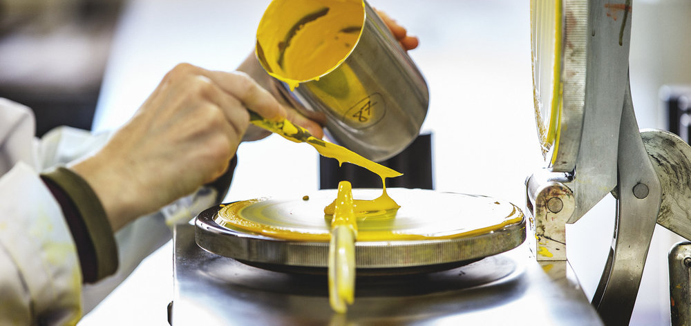 Liquitex Commits to "A Positive Mark" | Colart